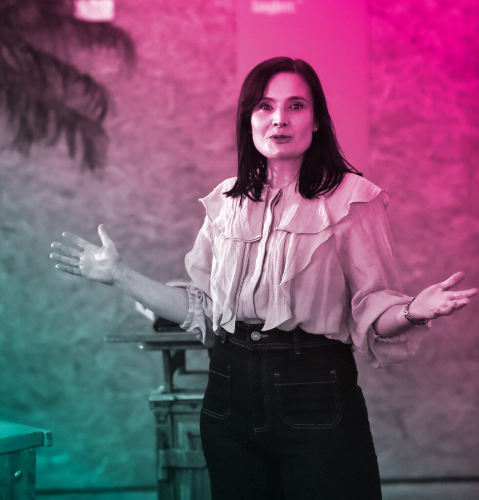 Anna’s Journey: Transforming Leadership - Lead Happy